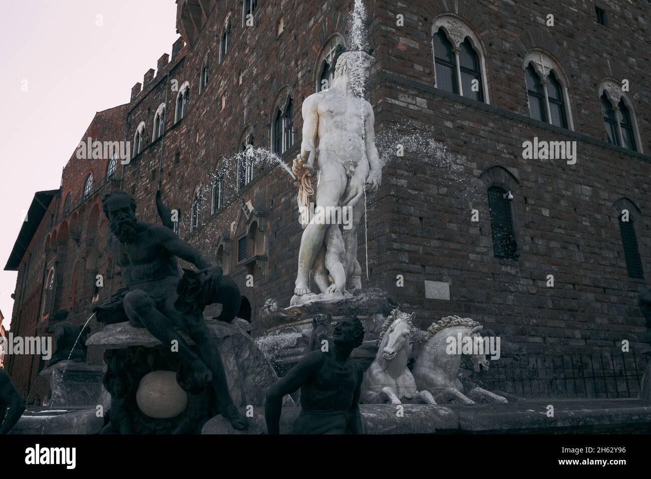 Font vecchio hi-res stock photography and images - Alamy