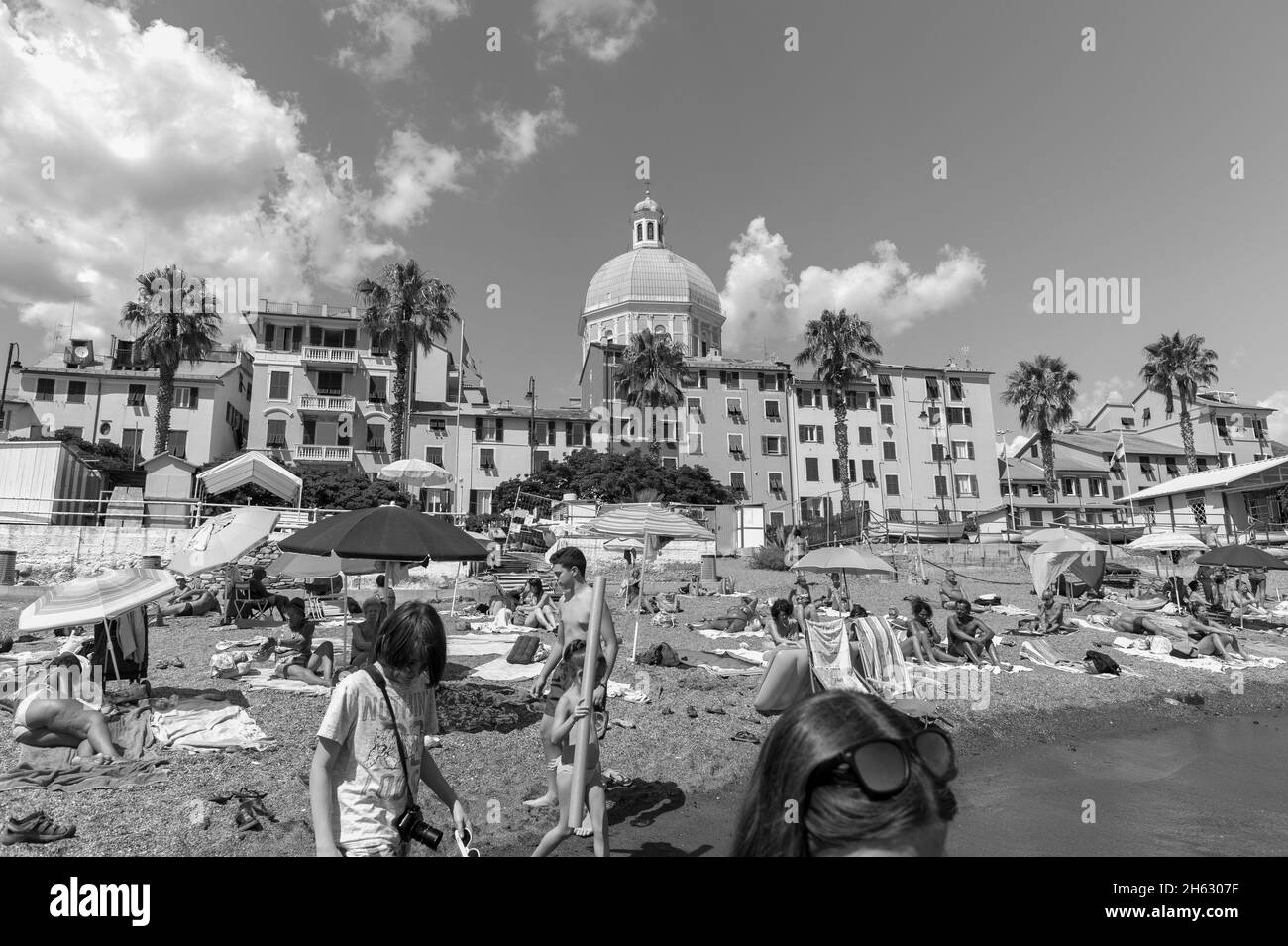 Italy black and white beach Black and White Stock Photos & Images - Alamy
