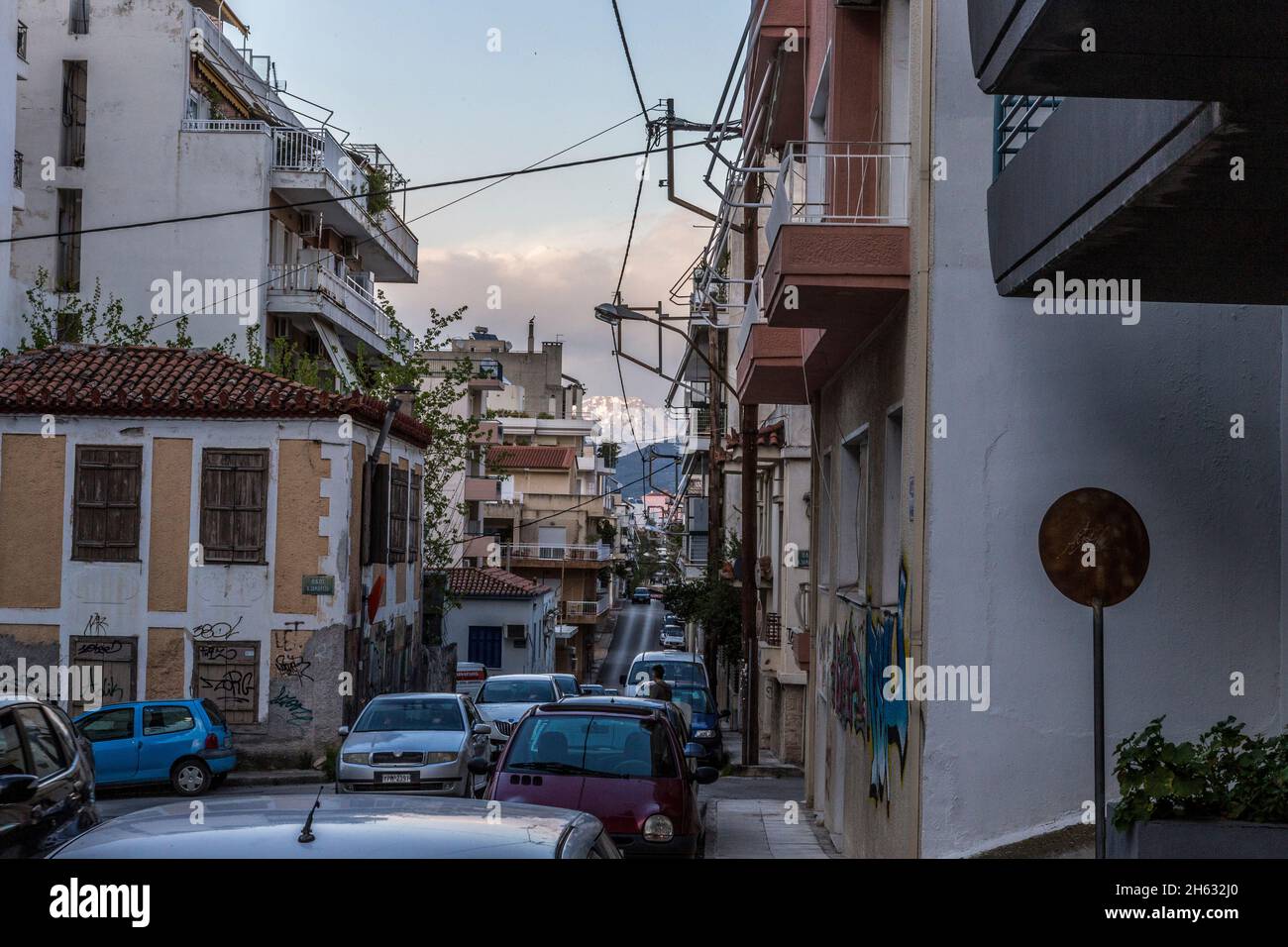 Greece people street light hi-res stock photography and images - Alamy