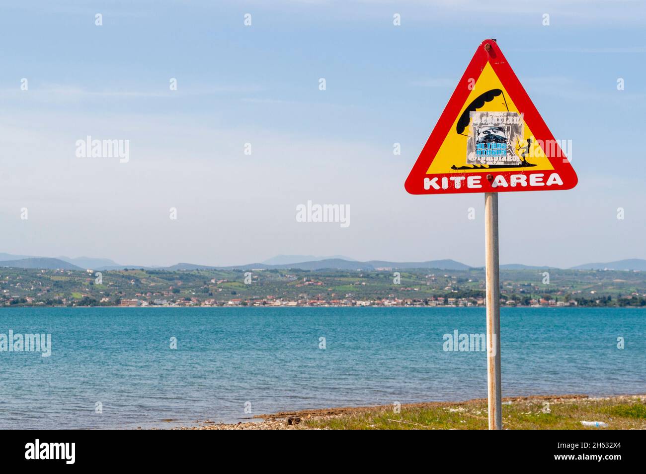 kite area sign near the ocean Stock Photo - Alamy