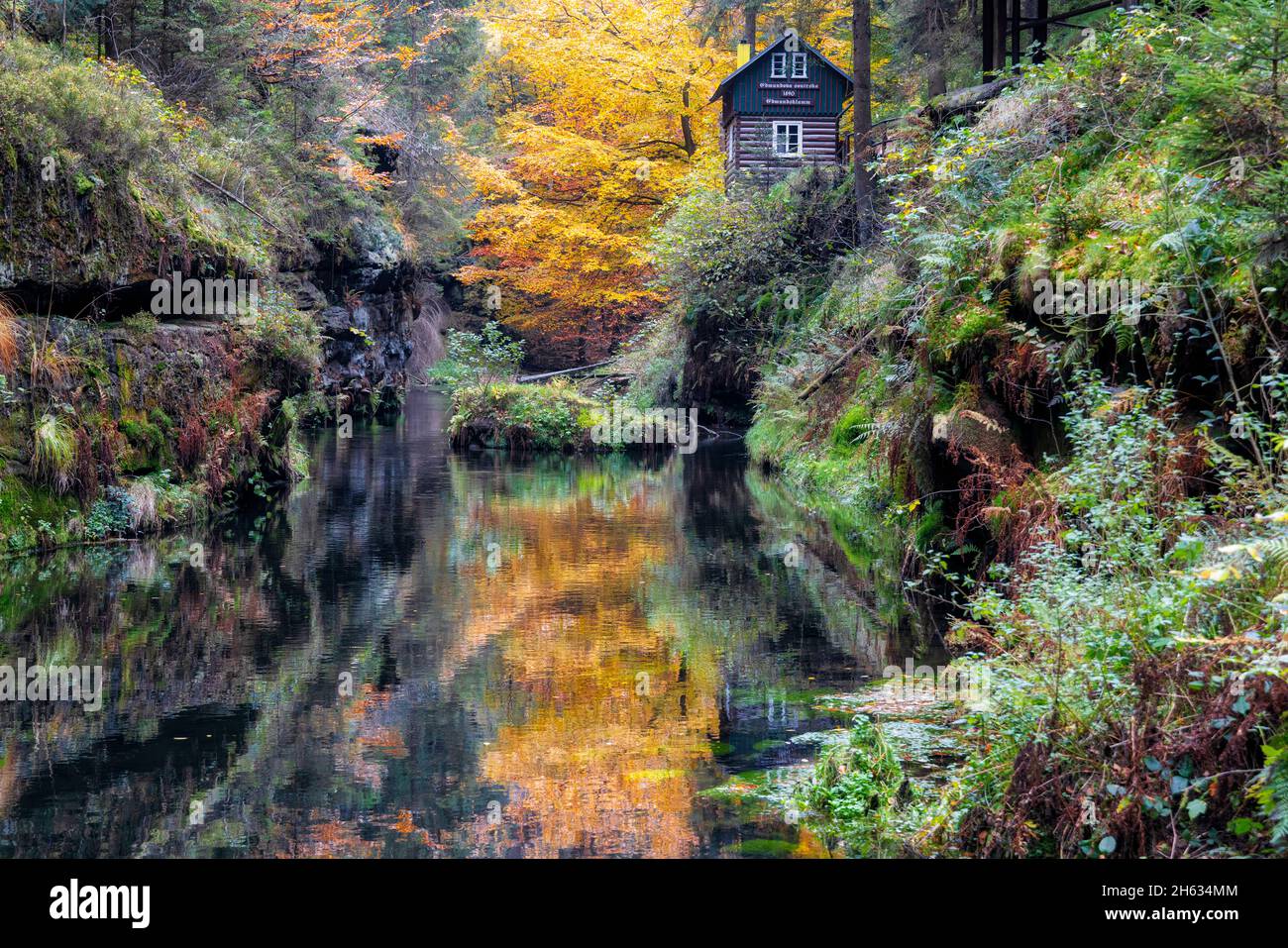 Edmundsklamm Elbsandsteingebirge böhmische Schweiz Stock Photo - Alamy