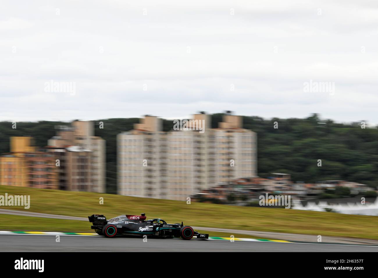 Lewis Hamilton (GBR) Mercedes AMG F1 W12. Brazilian Grand Prix, Friday ...
