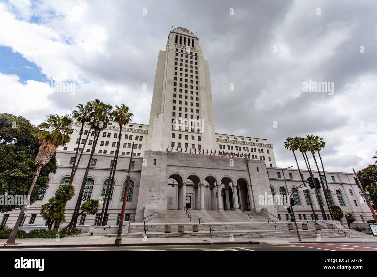 Exterior of Los Angeles City Hall in Los Angeles, California, USA Stock ...