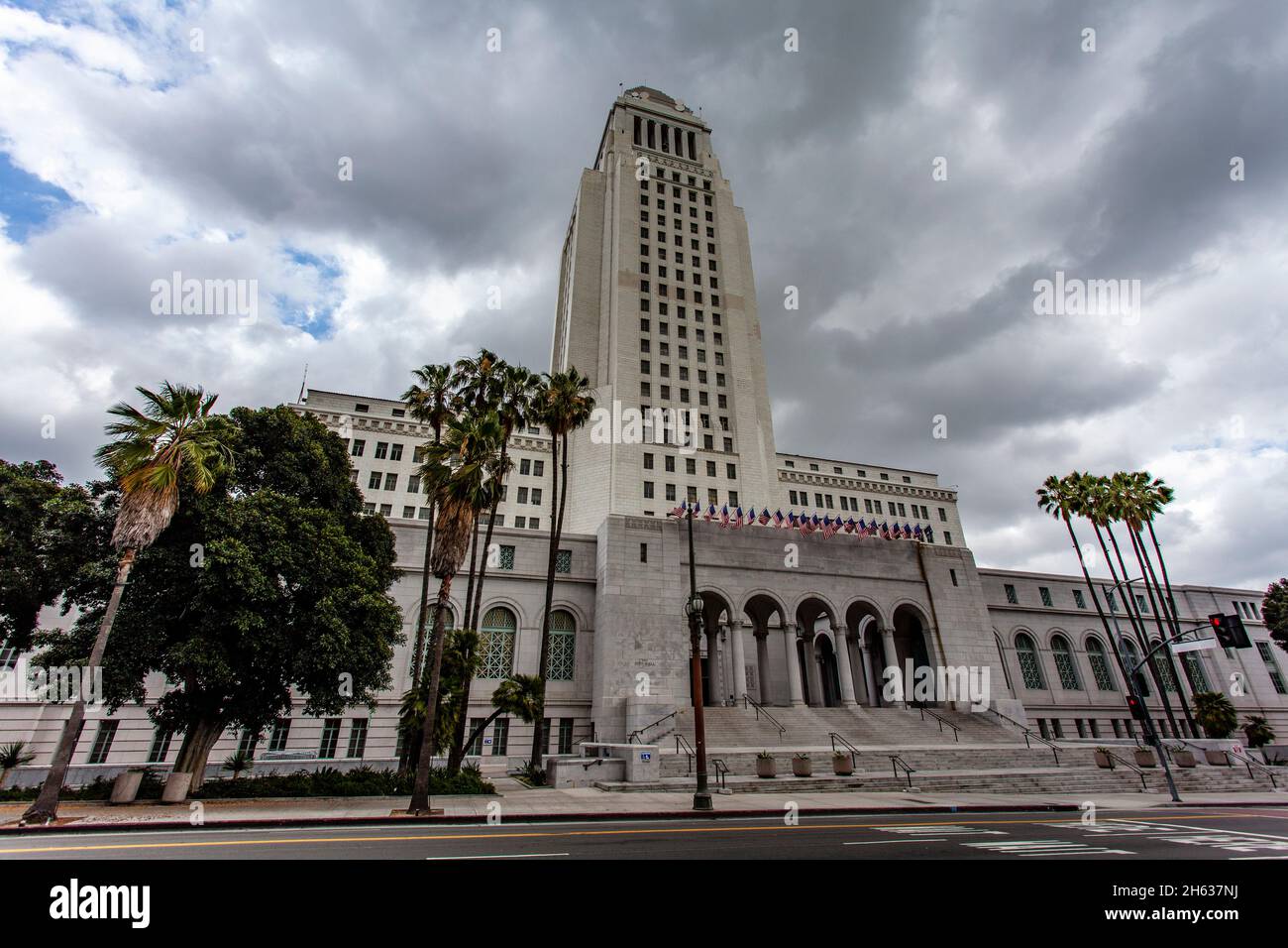 Exterior of Los Angeles City Hall in Los Angeles, California, USA Stock ...