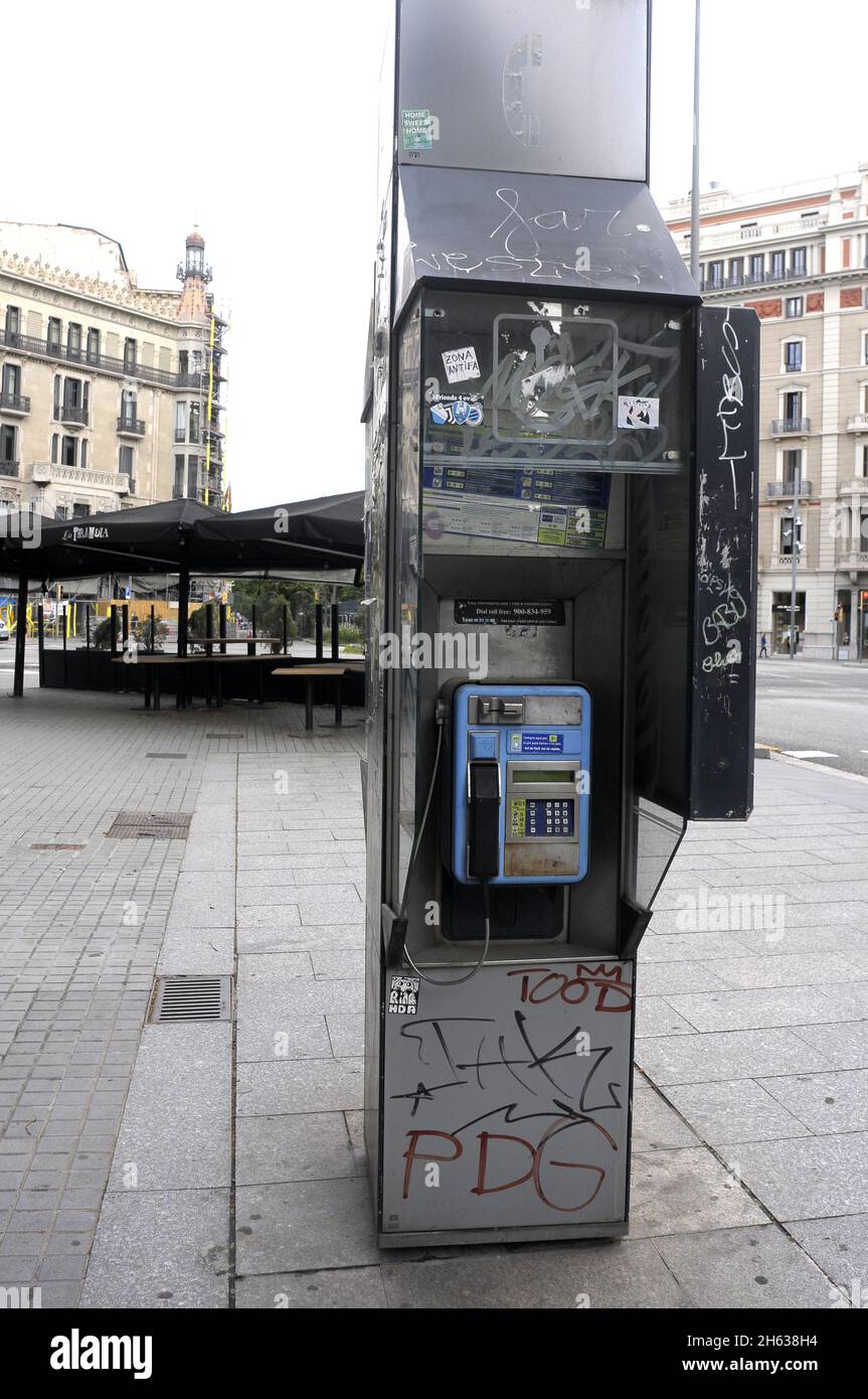 phone booth, Telefonica,street , Barcelona ,Spain Stock Photo - Alamy
