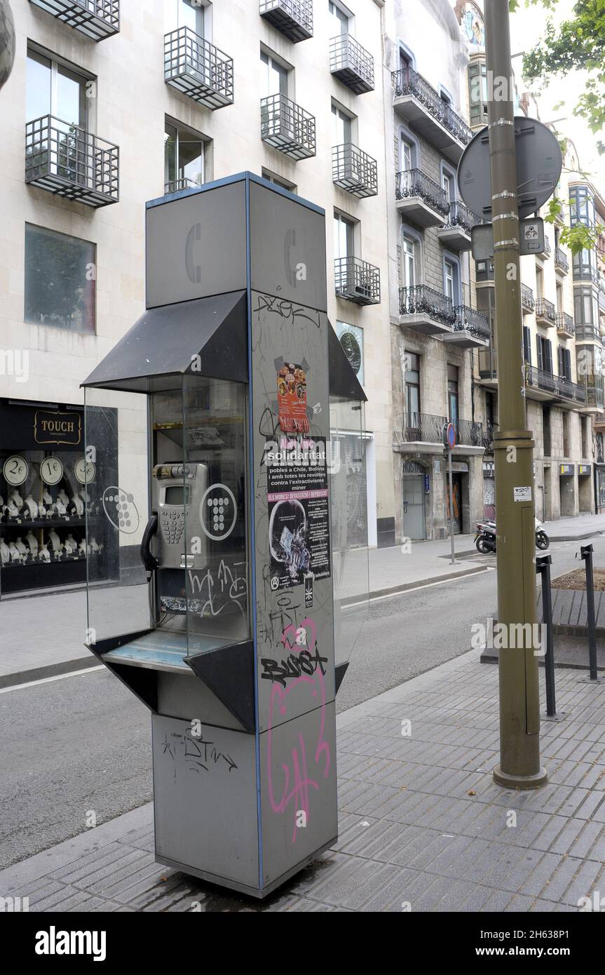 phone booth, Telefonica,street , Barcelona ,Spain Stock Photo - Alamy