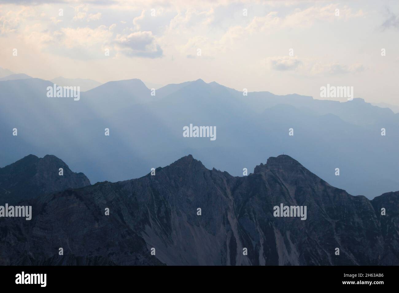 evening hike to soiernspitze (2257m),view towards schöttelkarspitze in ...