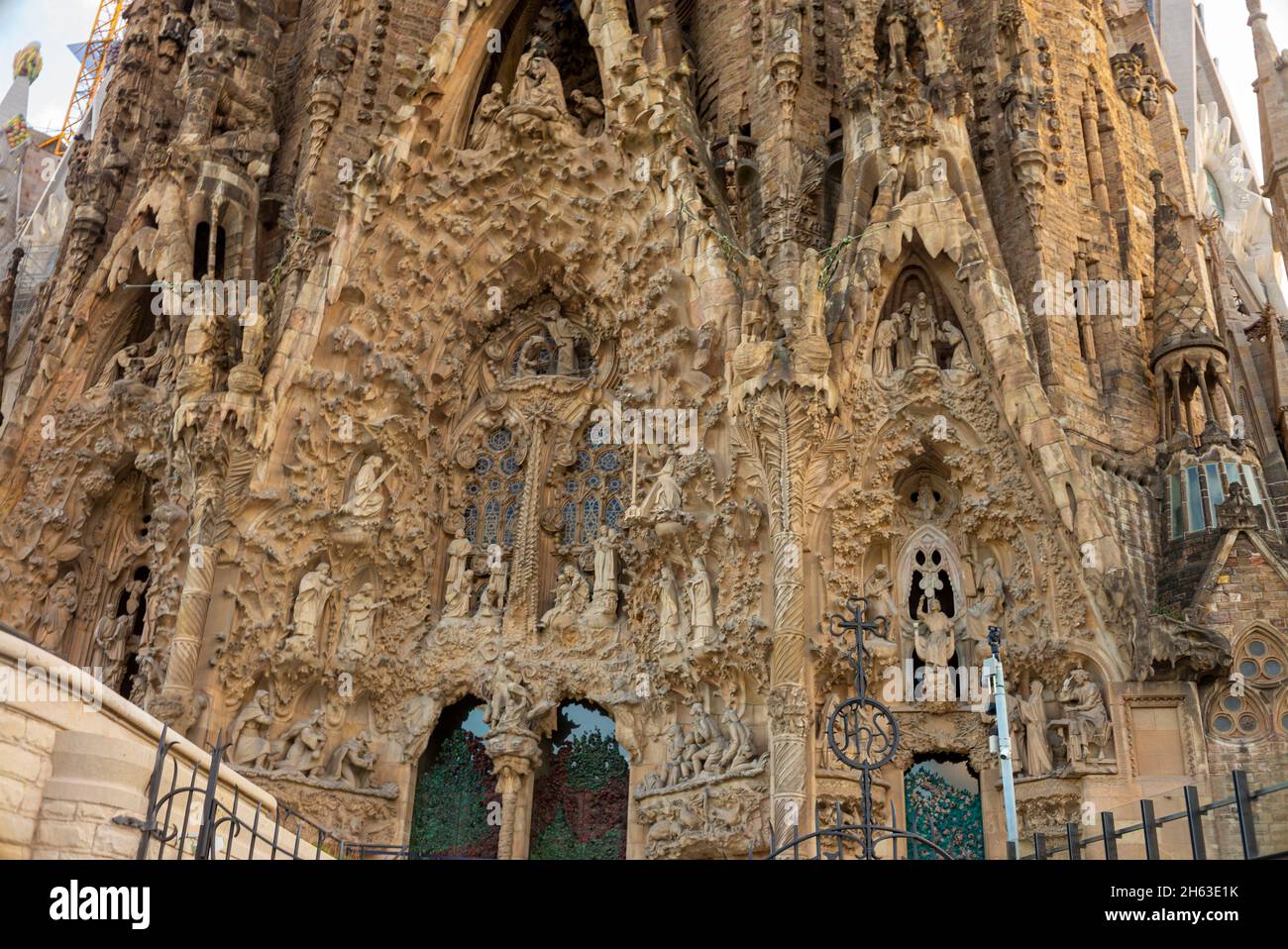 basicila and expiatory church of the holy family,known as sagrada ...