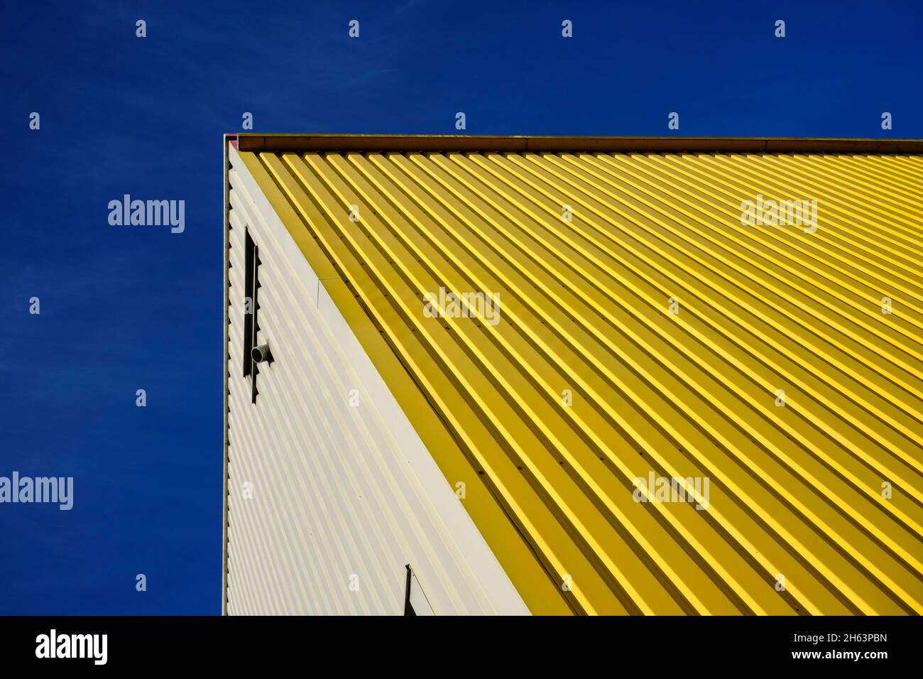 Sky fade hi-res stock photography and images - Alamy