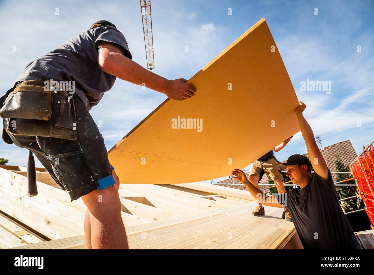 Roof ceilings with chipboard hi-res stock photography and images - Alamy