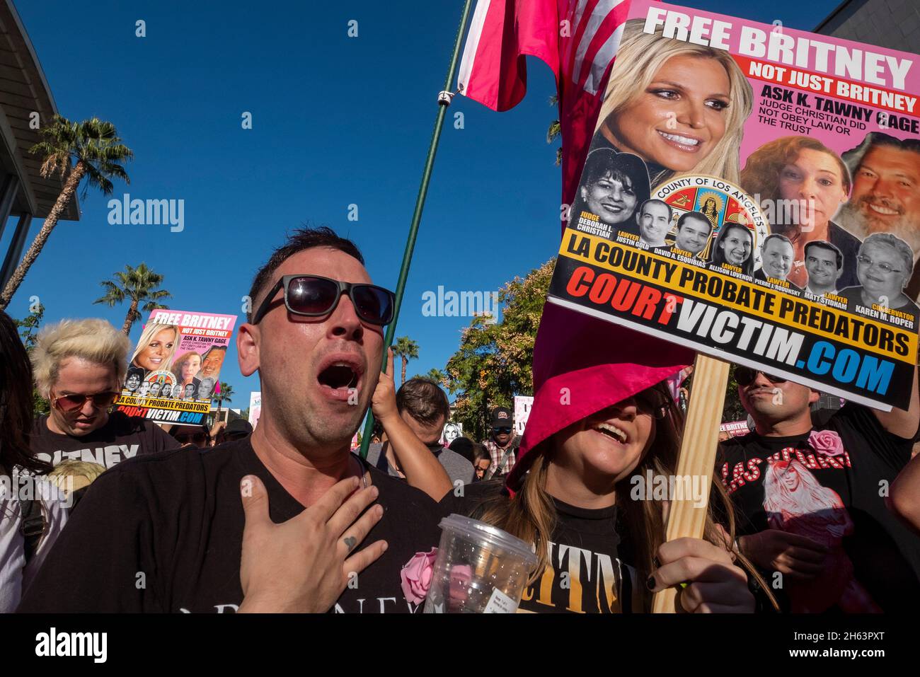 Los Angeles, California, USA. 12th Nov, 2021. Supporters of Britney ...