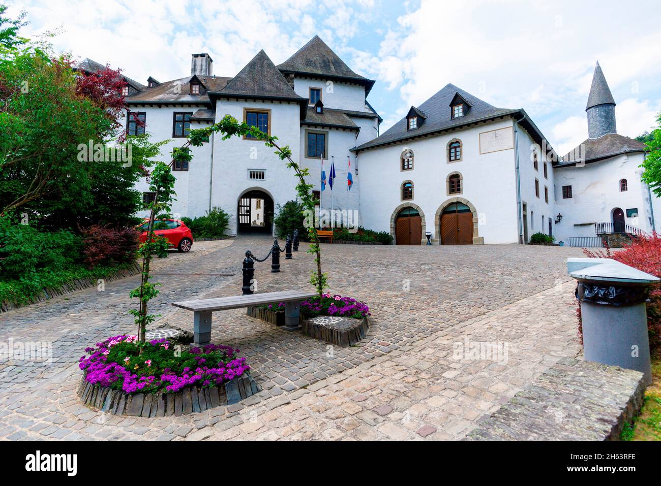 Luxembourg castle clervaux hi-res stock photography and images - Alamy