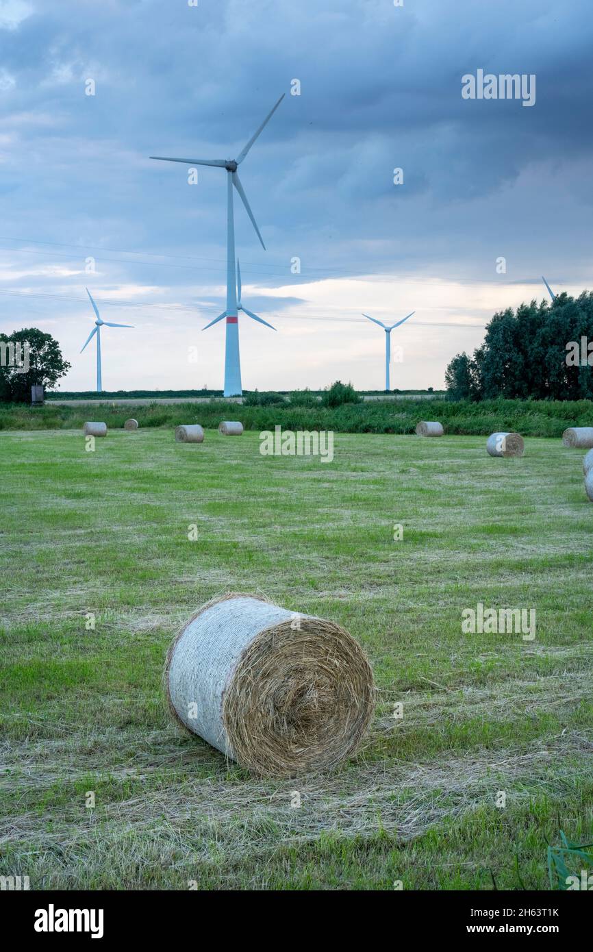 Wind turbine in hay bales hi-res stock photography and images - Alamy