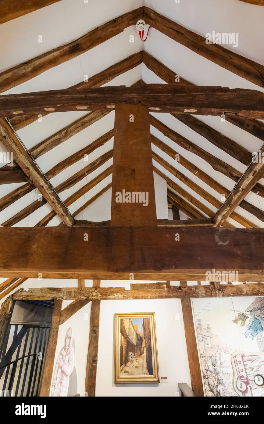 england,southampton,tudor house and garden museum,interior view showing ...