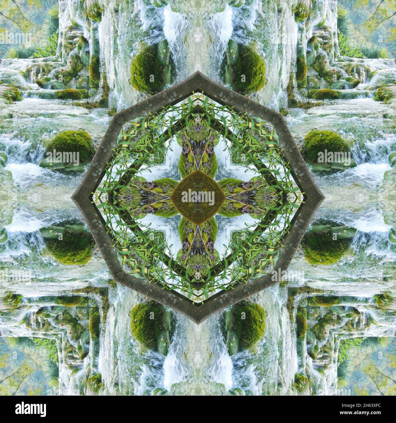 Cross mandala hi-res stock photography and images - Alamy