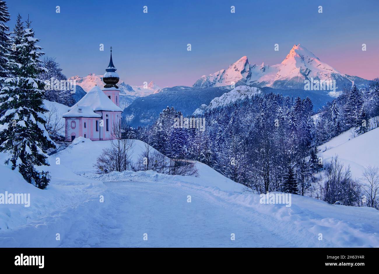 Bavaria snow church hi-res stock photography and images - Alamy