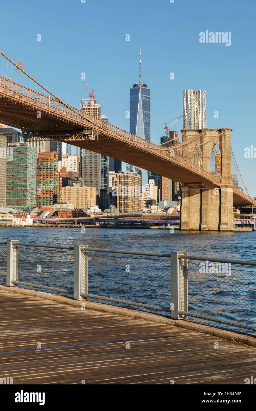 Brooklyn bridge from dumbo hi-res stock photography and images - Alamy