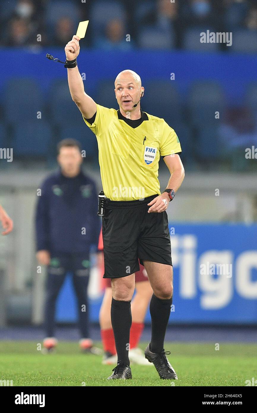 Referee antony taylor hi-res stock photography and images - Alamy