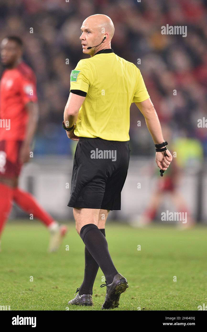 ROME, ITALY - November 12 : The Referee Antony Taylor during World ...