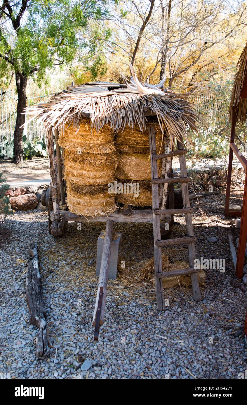 Haystack in the cart Stock Photo - Alamy