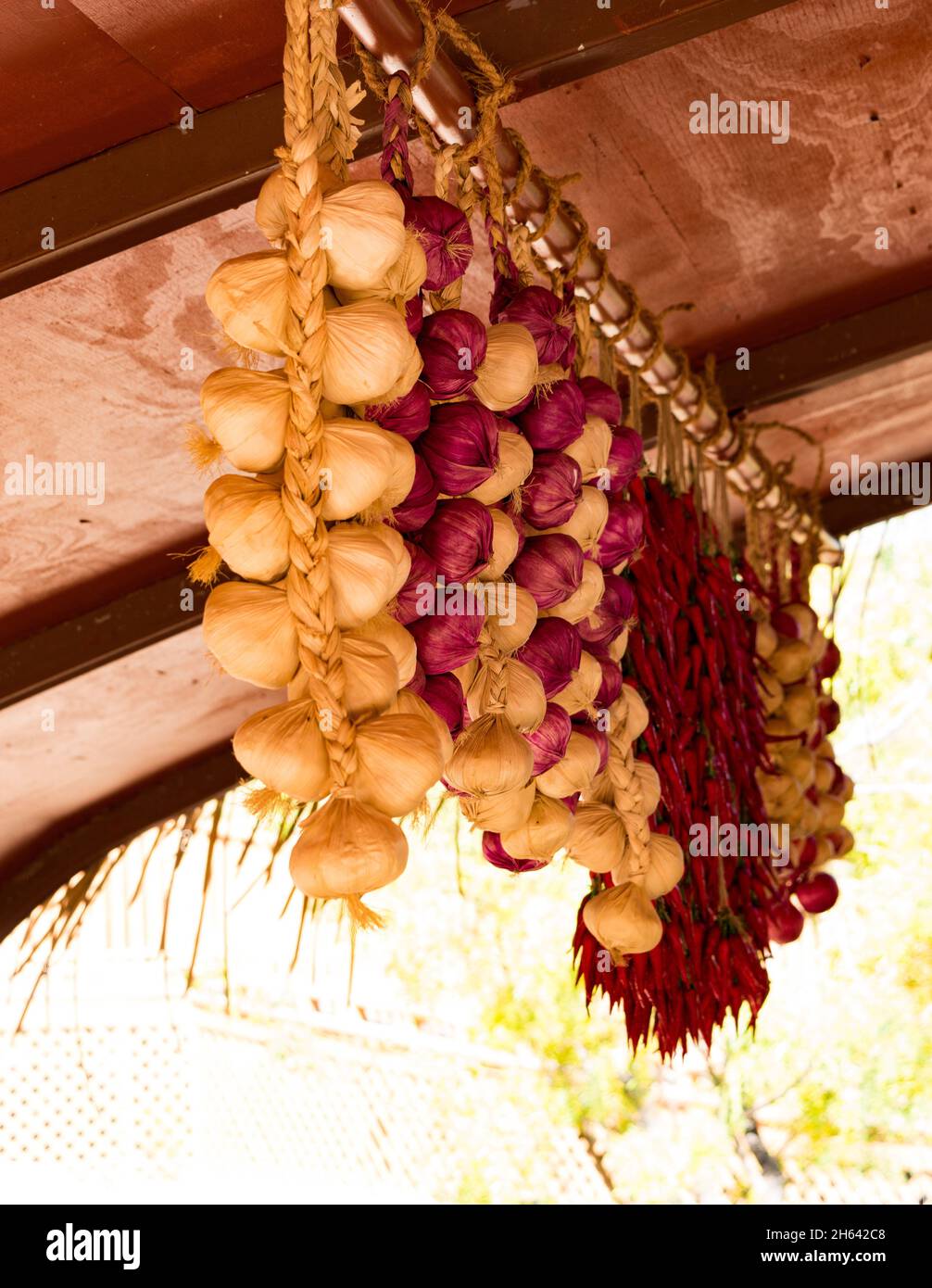 Hanging vegetables hi-res stock photography and images - Alamy