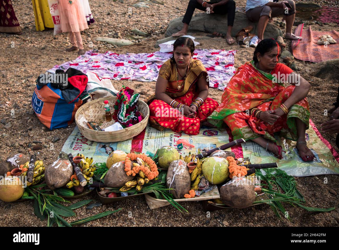 Jamshedpur, Jharkhand, India. 10th Nov, 2021. Chhath puja celebration ...