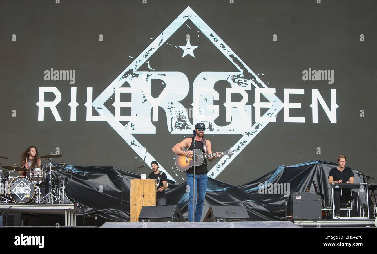 Riley green concert hi-res stock photography and images - Alamy