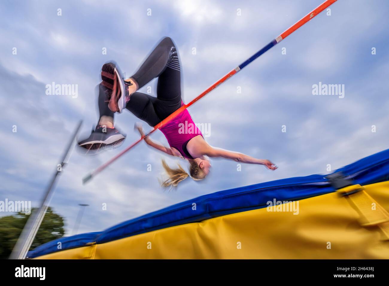 High jumper hi-res stock photography and images - Alamy