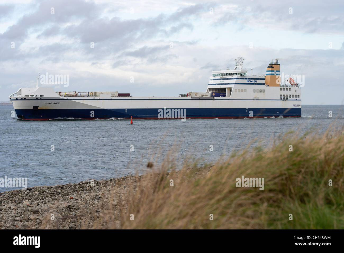 Roll on Roll off cargo ship 'Bore Song' at the mouth of the River Tees ...
