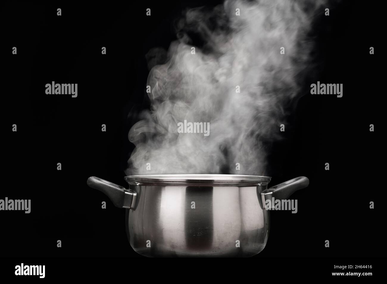 steam over cooking pot Stock Photo - Alamy