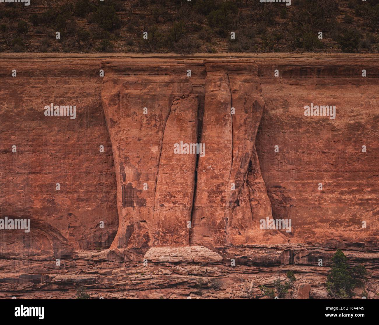 Canyon wall texture hi-res stock photography and images - Alamy