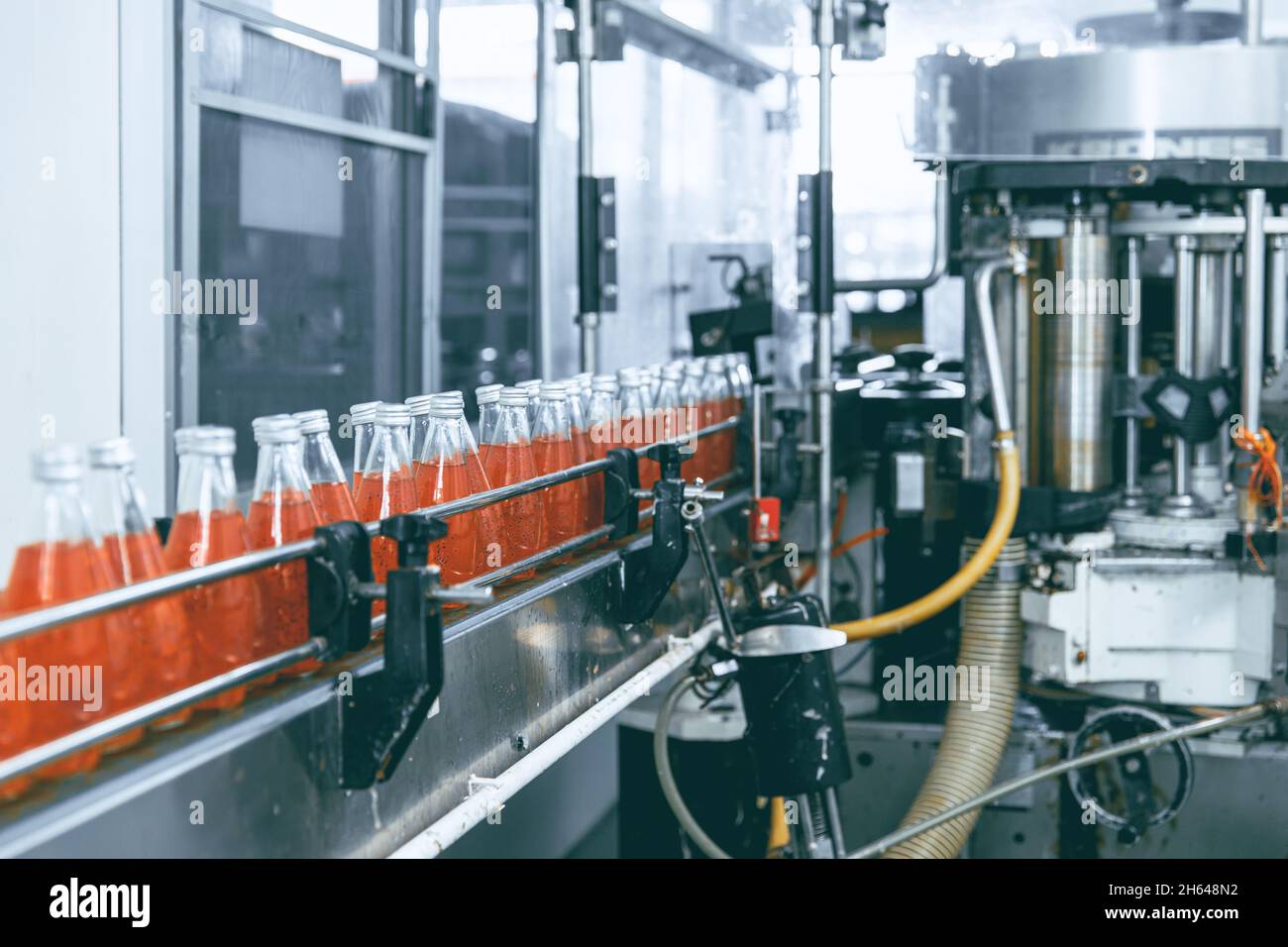 beverage drink factory industry bottle process production line conveyor ...