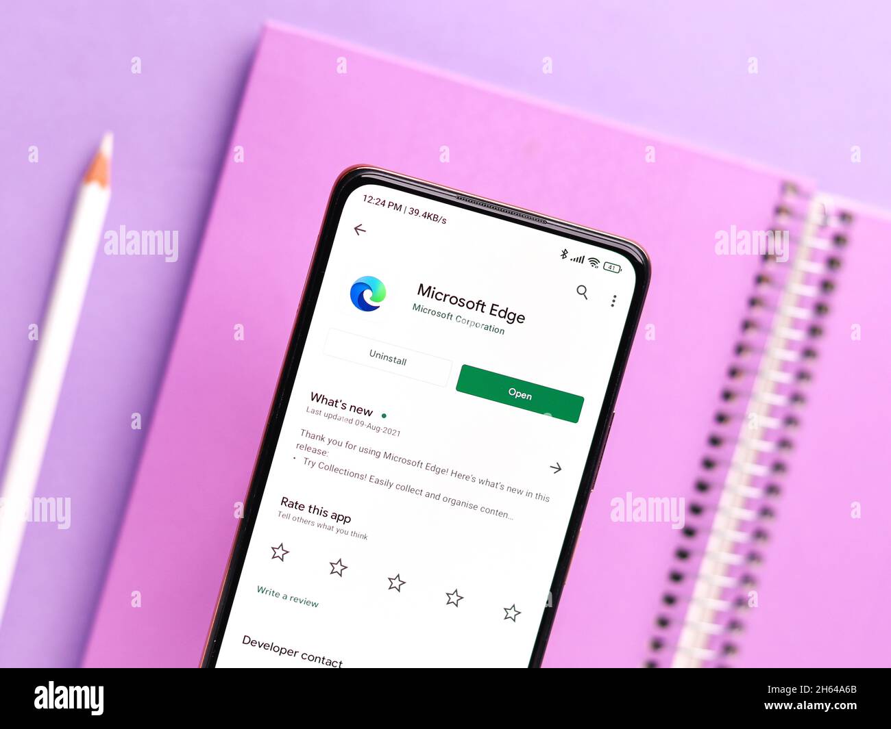 Microsoft edge symbol hi-res stock photography and images - Alamy
