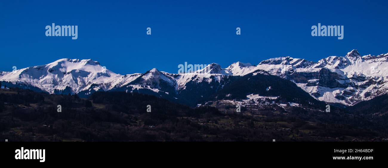 Aravis range hi-res stock photography and images - Alamy