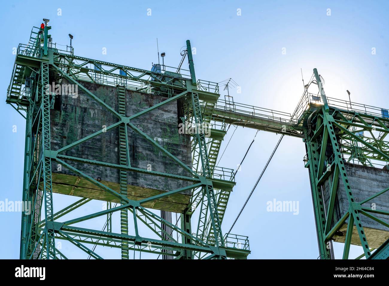 Part of sectional transportation truss Columbia River Interstate Lift ...