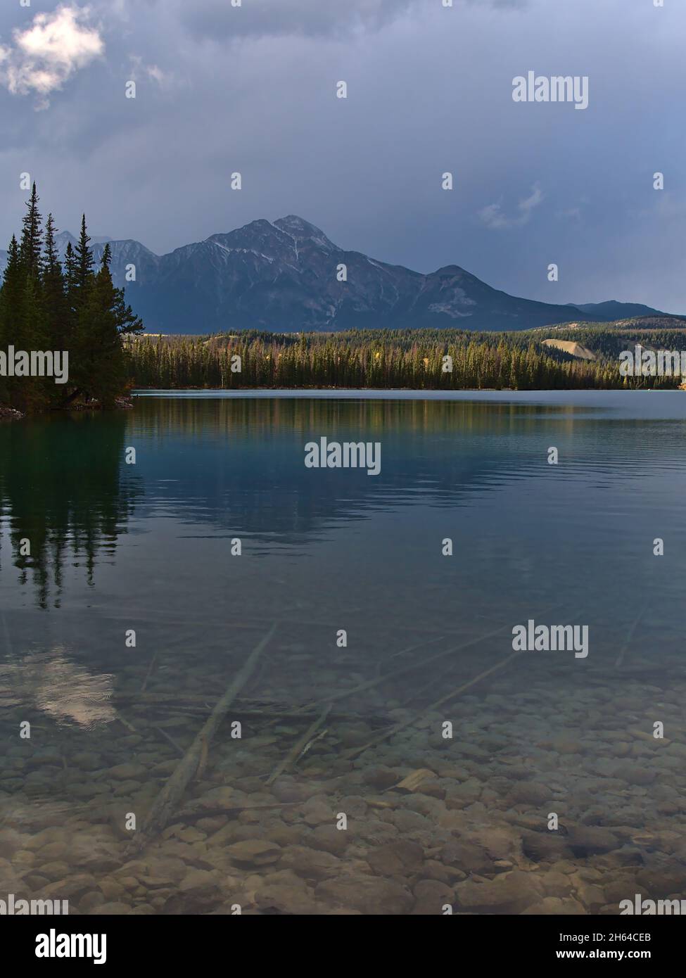 Dead mountains hi-res stock photography and images - Alamy