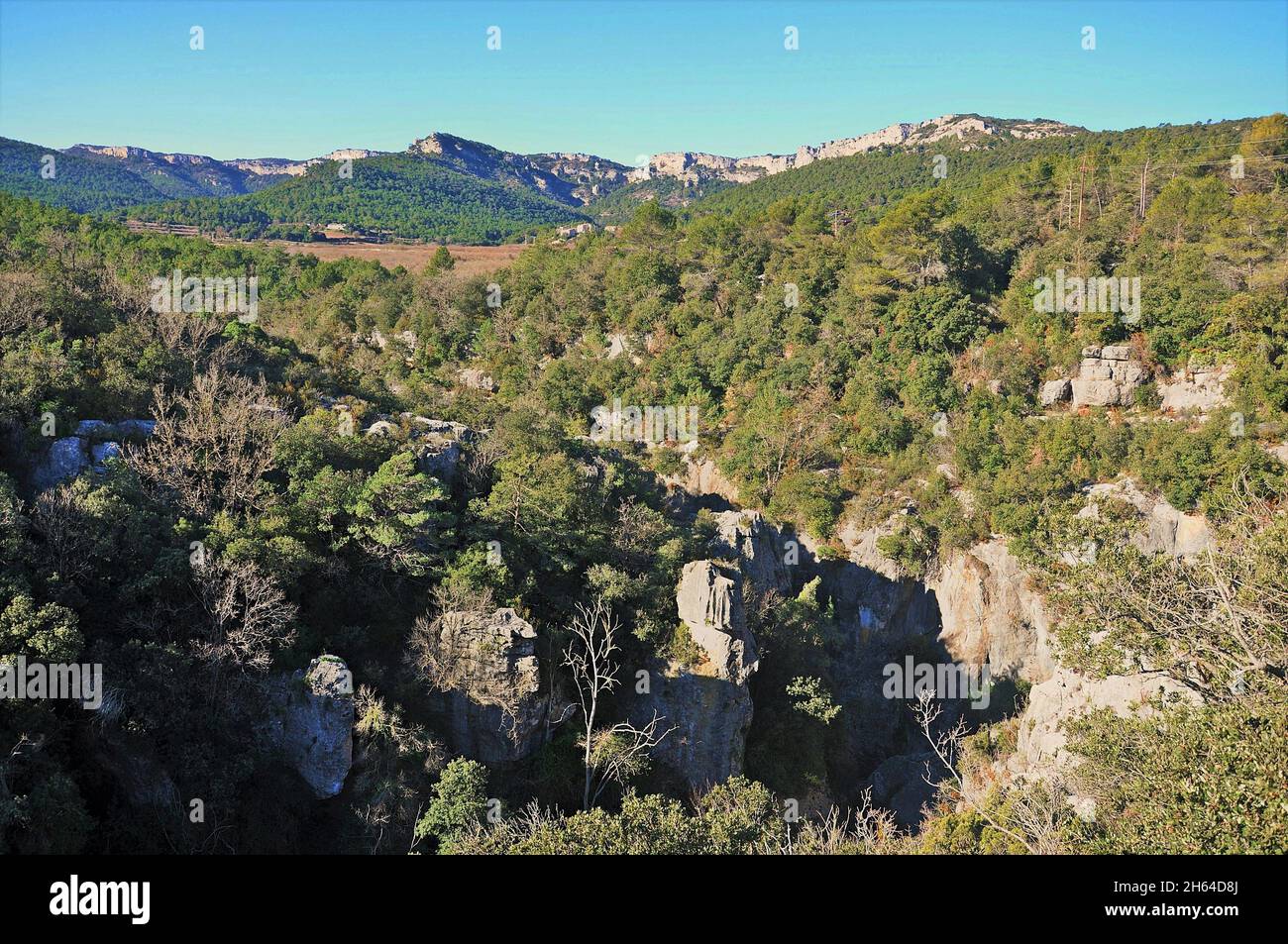 Mont-ral mountains in the Alto Campo region of Tarragona province ...