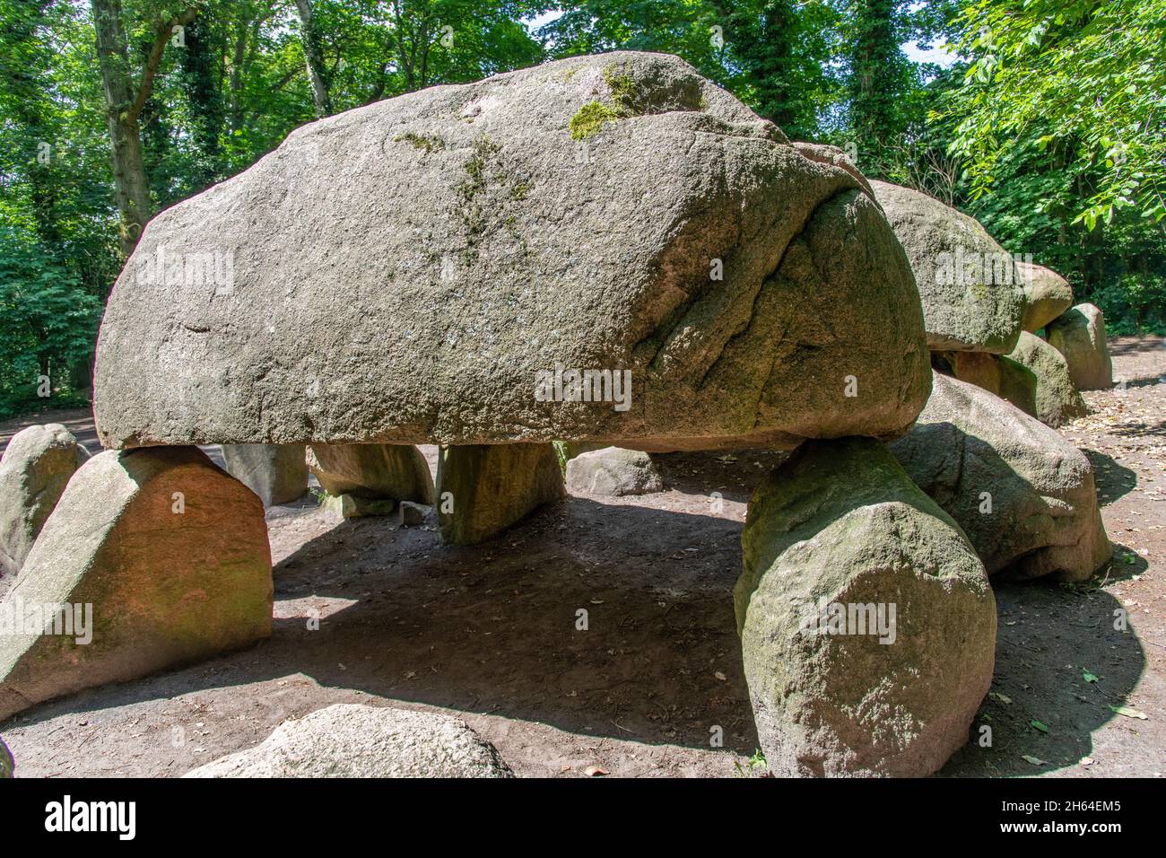 Hunebed hi-res stock photography and images - Alamy
