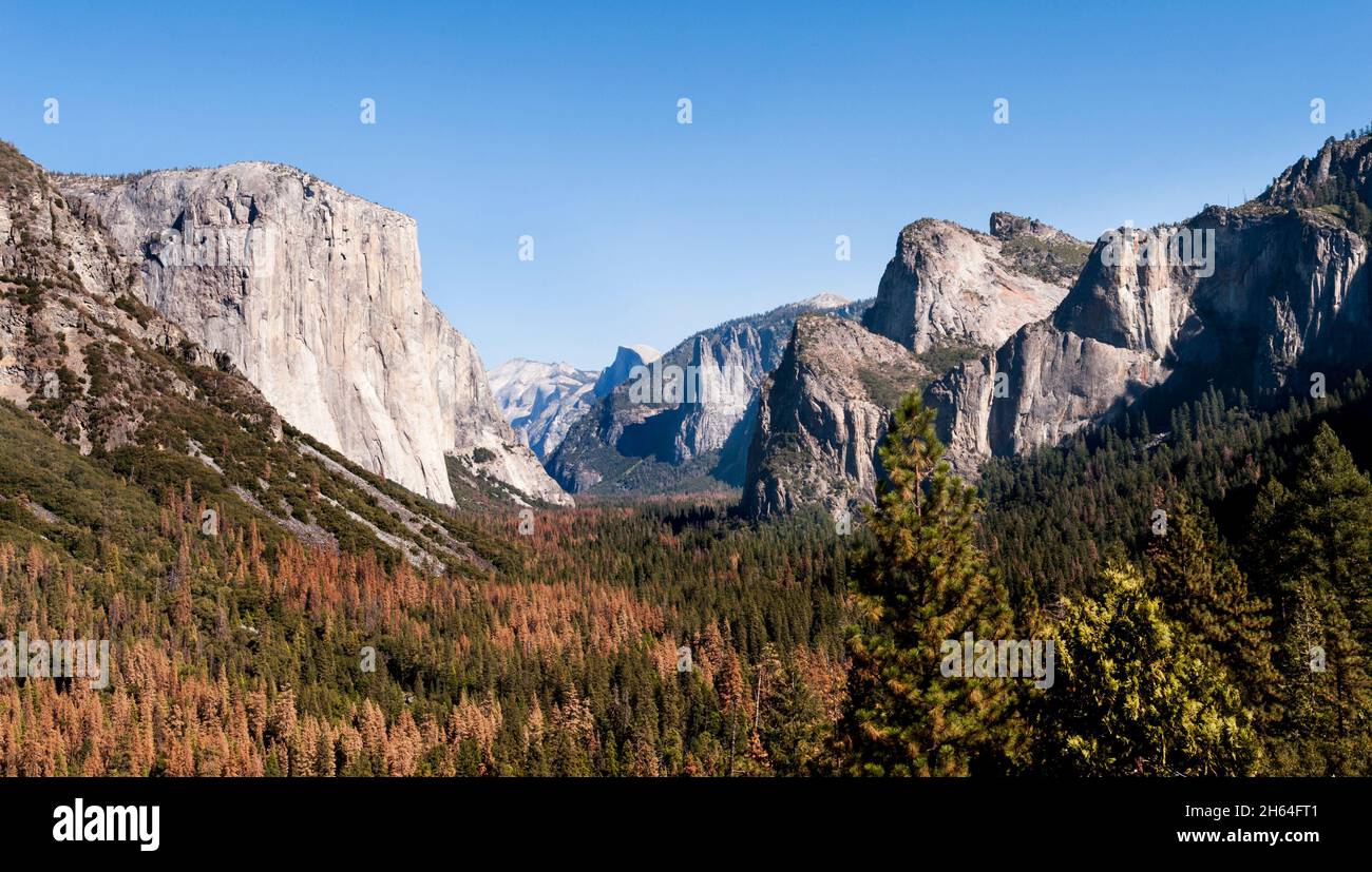 Entrance of yosemite valley hi-res stock photography and images - Alamy