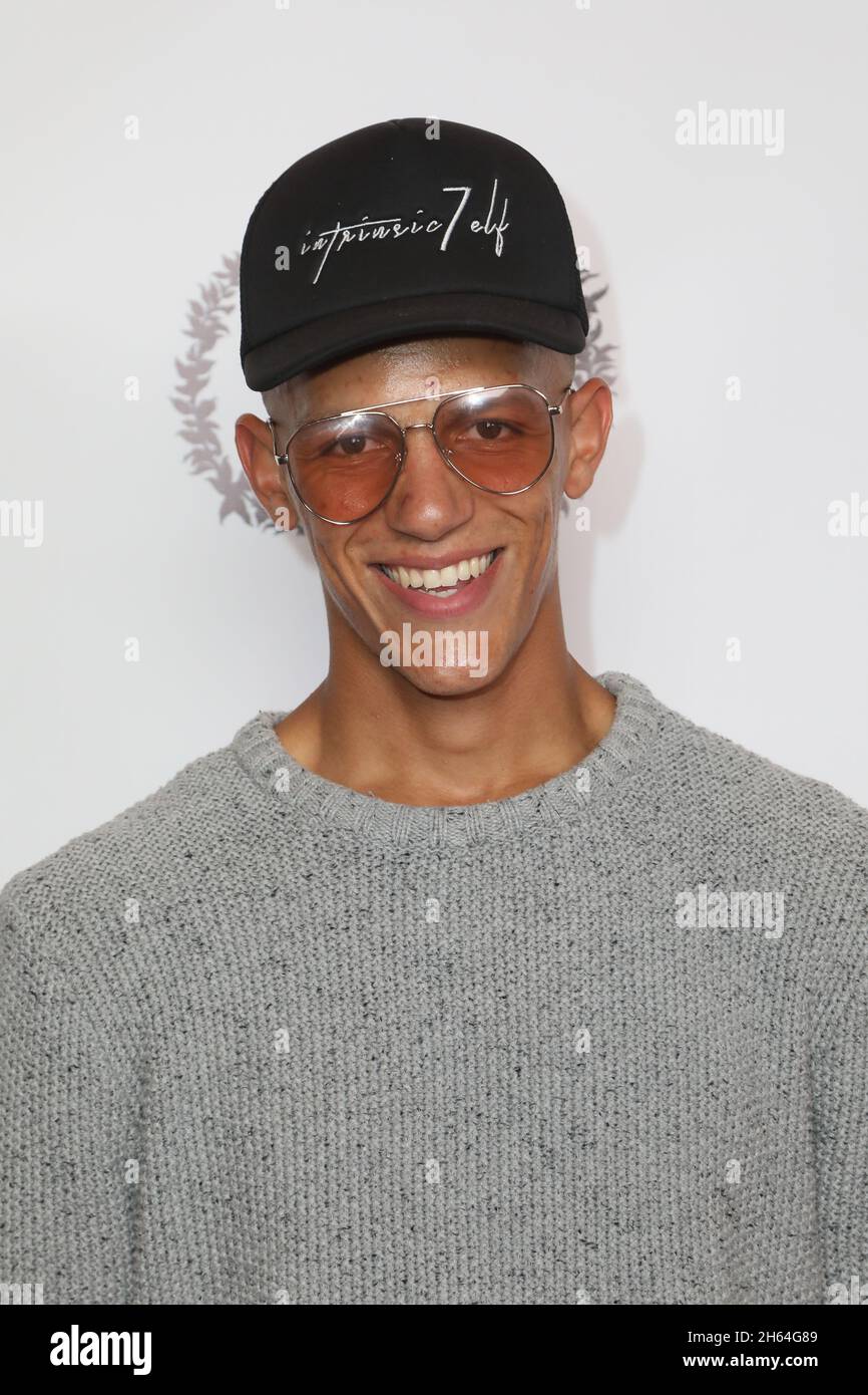 Kash hovey and friends hi-res stock photography and images - Alamy