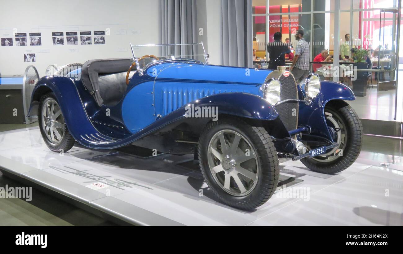 Type T55 Bugatti, exhibition at the Petersen Museum, Hollywood ...