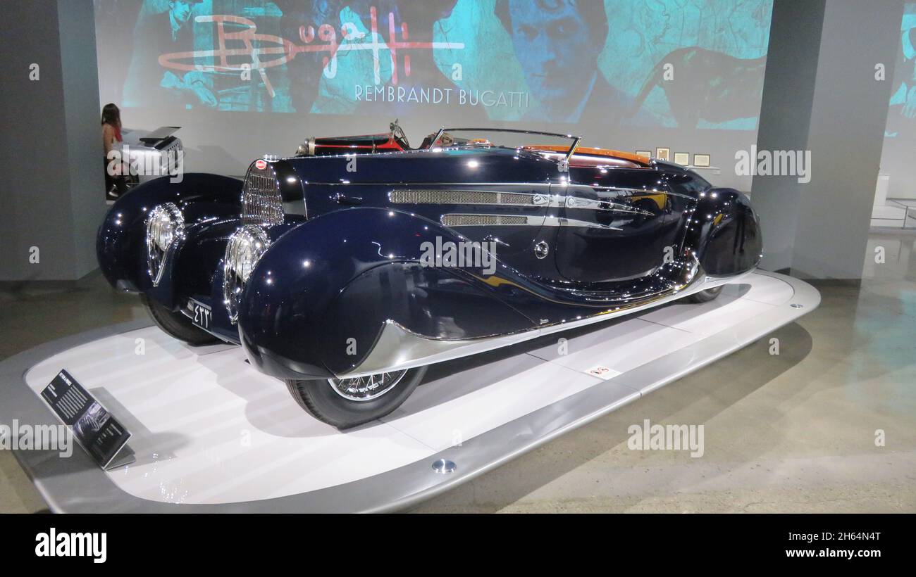 Type 57C Bugatti, exhibition at the Petersen Museum, Hollywood ...