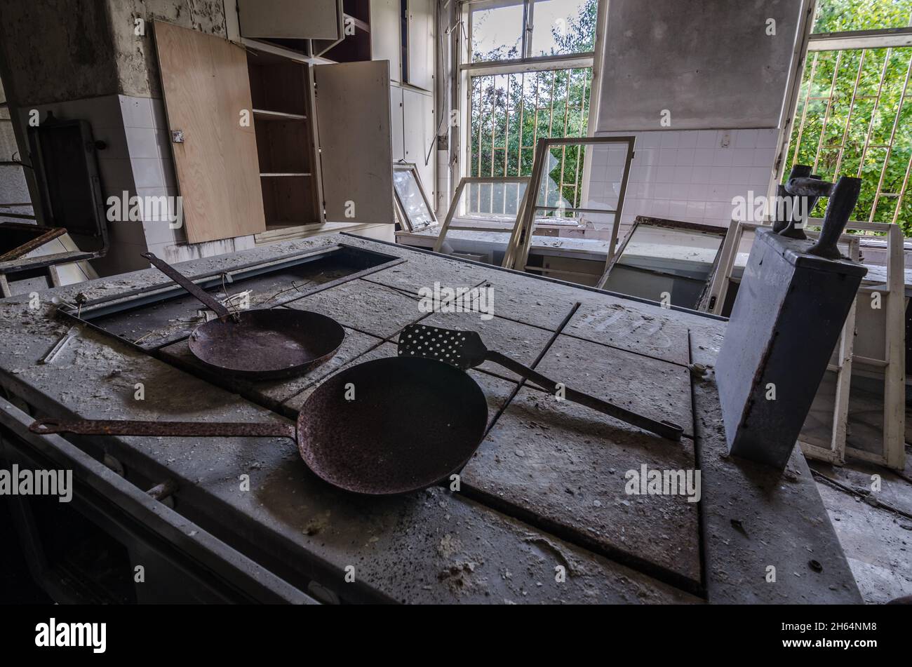 destroyed kitchen in old house view Stock Photo - Alamy