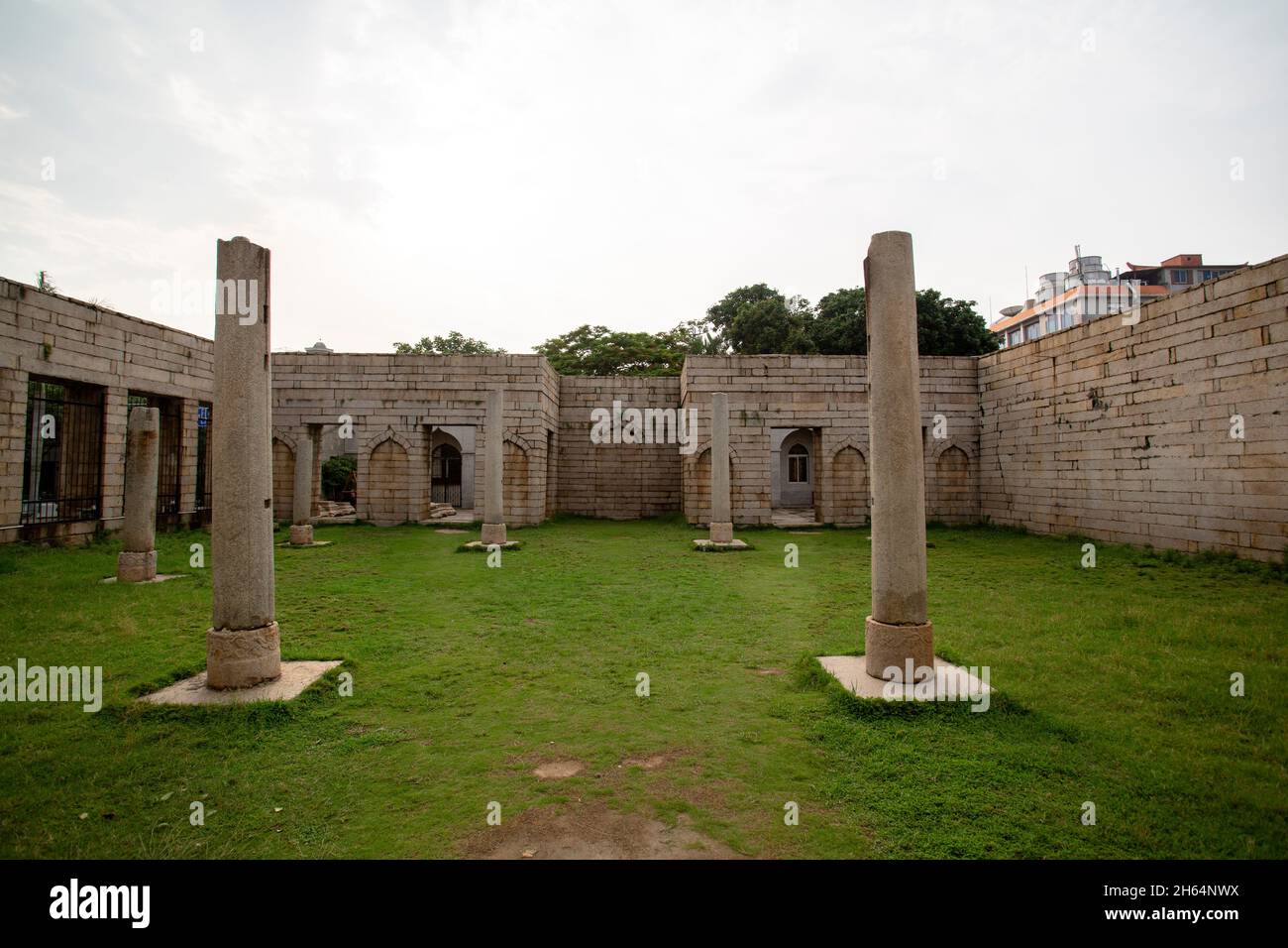 Ancient Qingjing Mosque in Quanzhou Stock Photo - Alamy