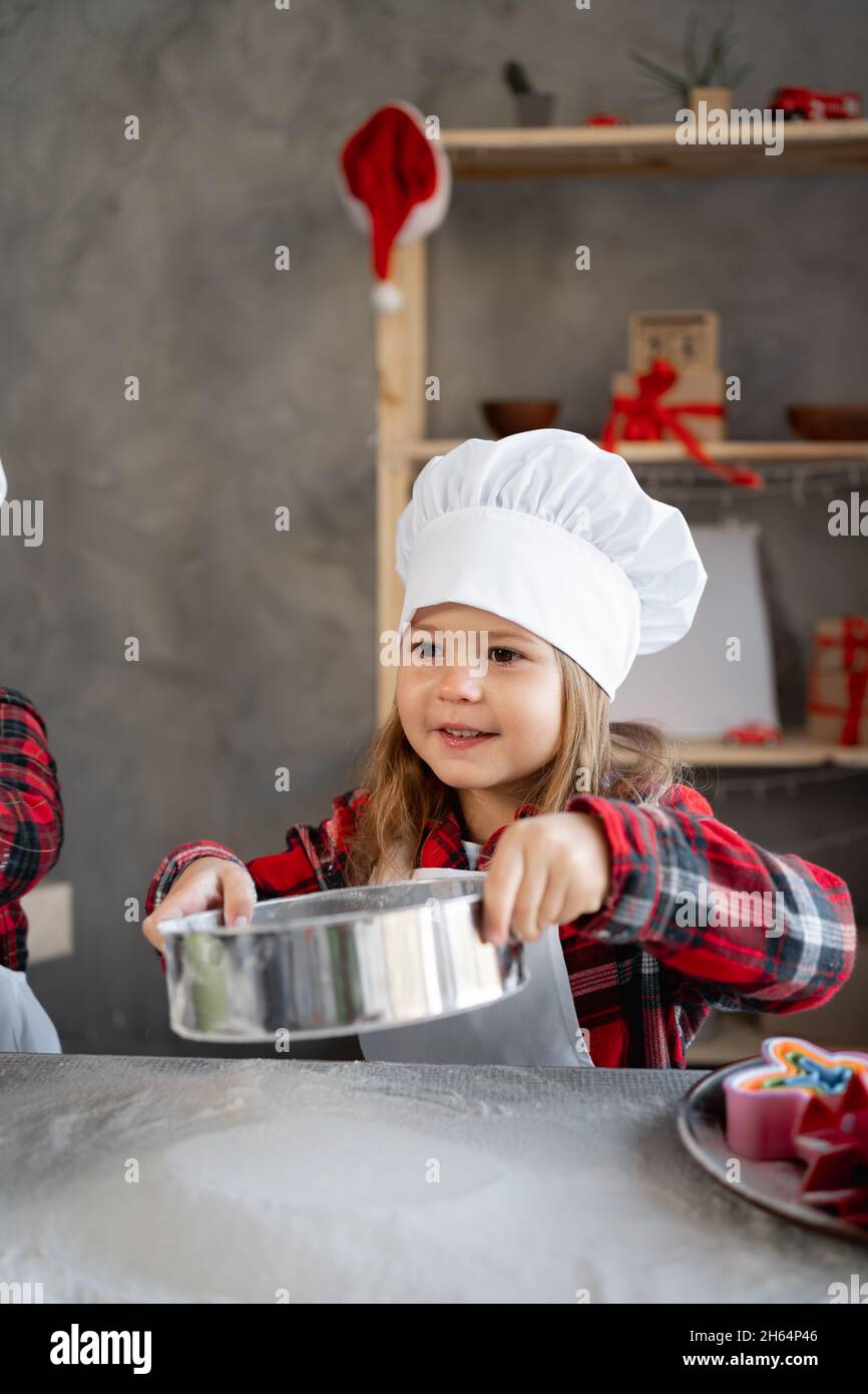 Footprints in flour hi-res stock photography and images - Alamy
