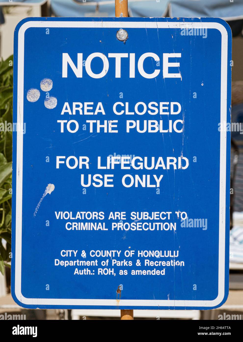 Sign - Closed to Public Lifeguard only Stock Photo - Alamy