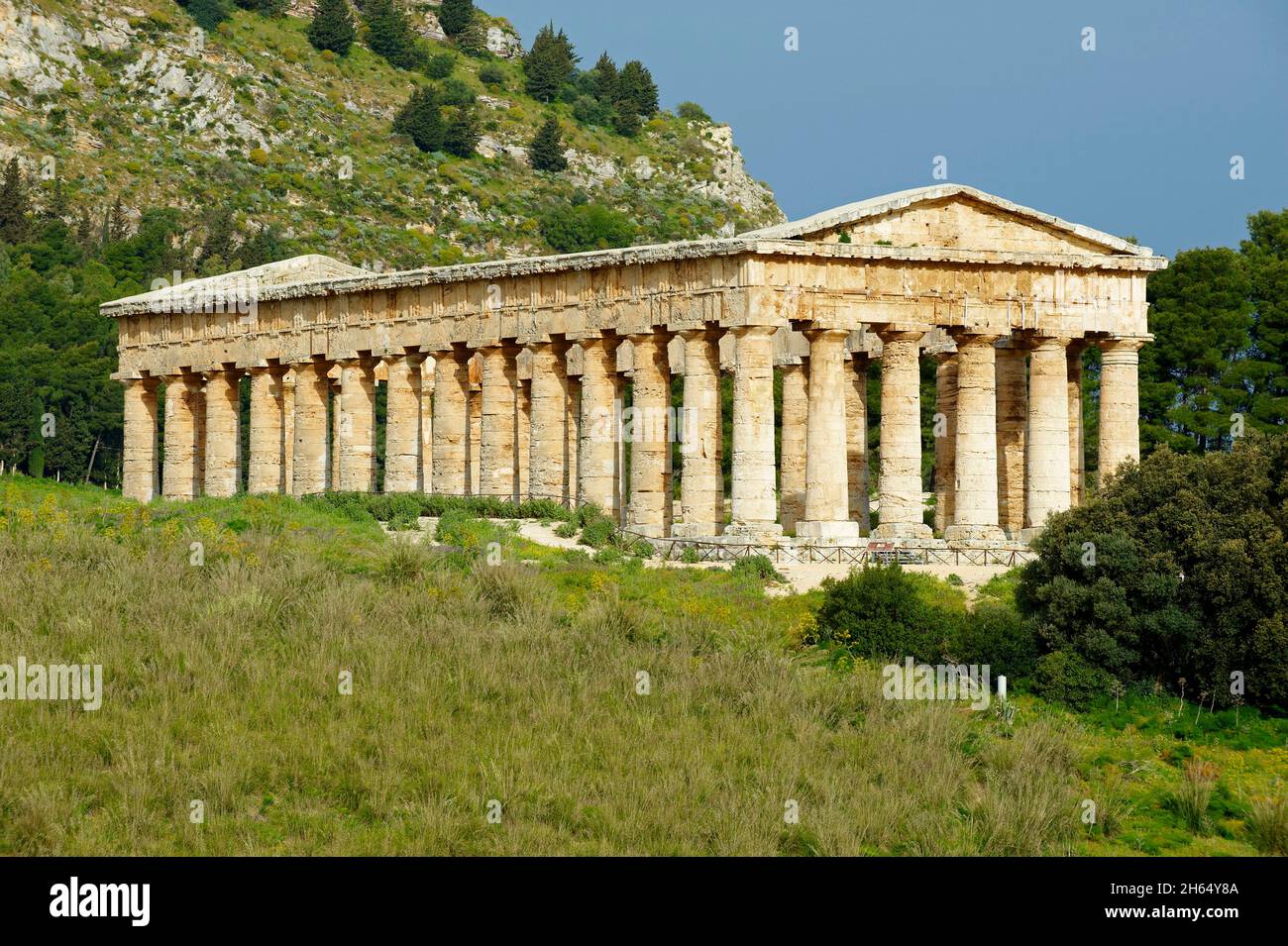 Italy, Italia, Sicily, Sicilia, Trapani district, Segesta, Greek temple ...