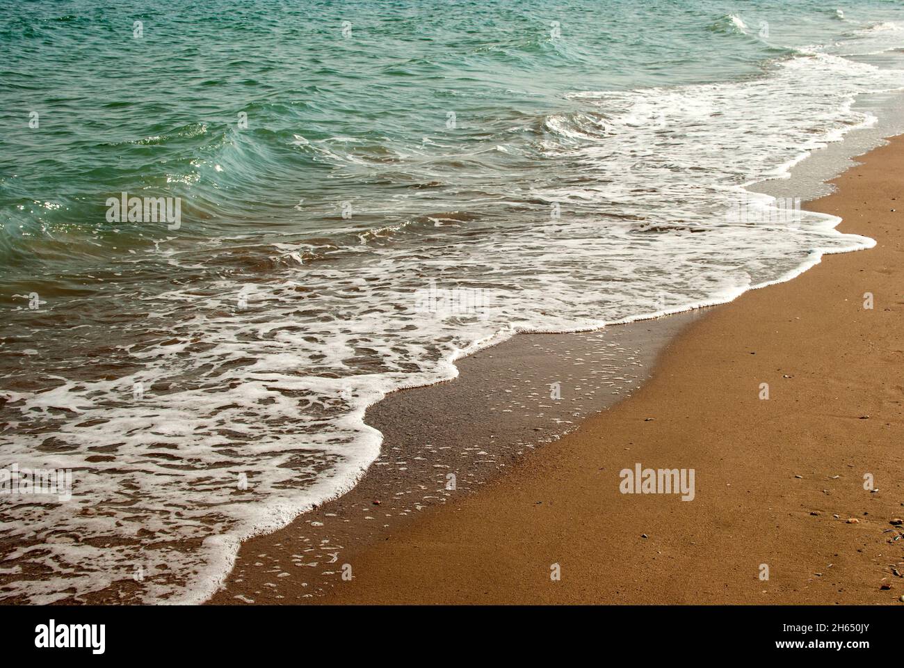 Sea sea waves beat on hi-res stock photography and images - Alamy