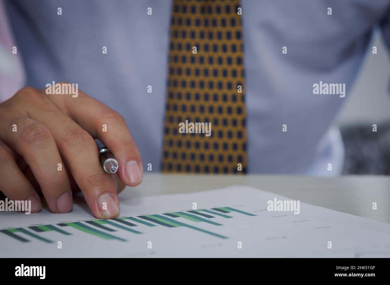 Financial statements of a company hi-res stock photography and images ...