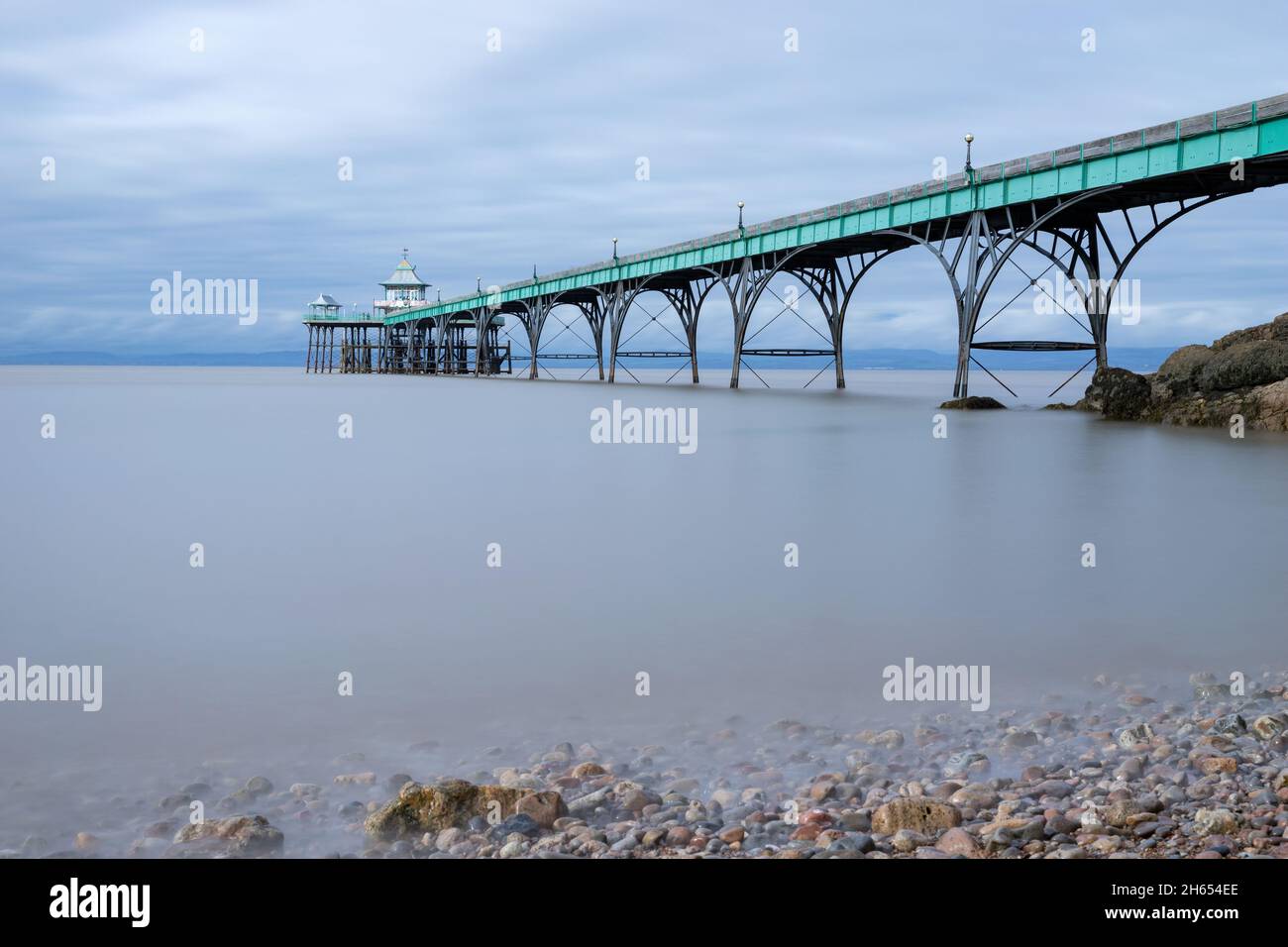 The Victorian seaside pier at Clevedon, Somerset Stock Photo - Alamy